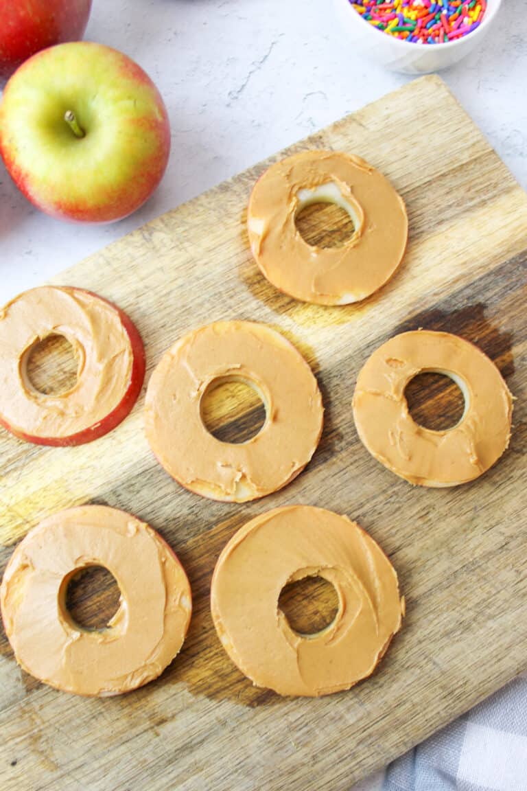 No Bake Apple Donuts - BeeyondCereal