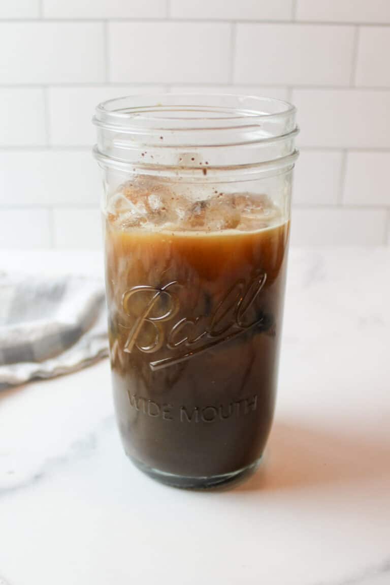 Oreo Iced Coffee Recipe - BeeyondCereal