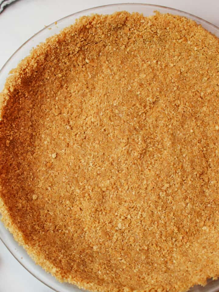 Apple Pie with Graham Cracker Crust - BeeyondCereal