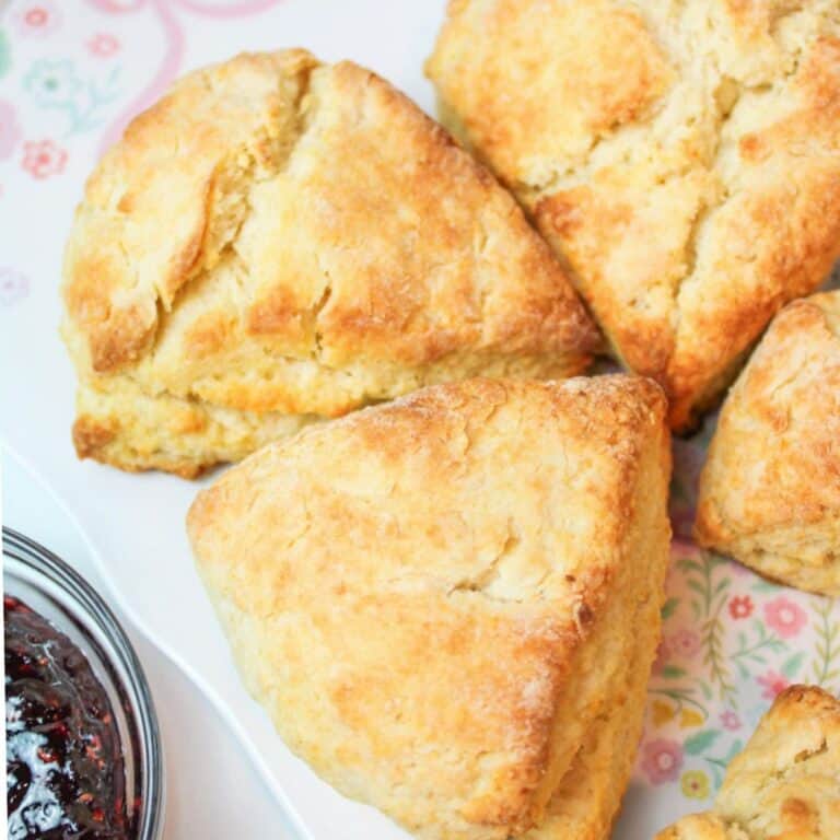 Big Fluffy Scones Recipe - BeeyondCereal
