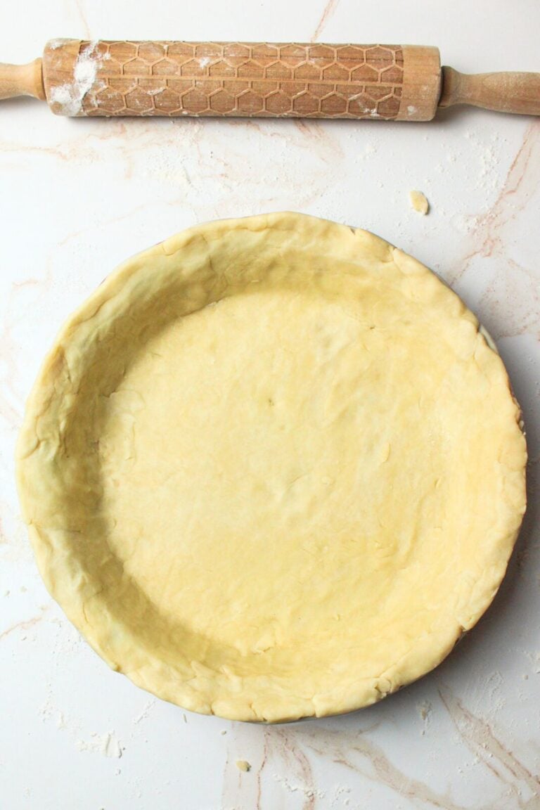 Vinegar Pie Crust - BeeyondCereal